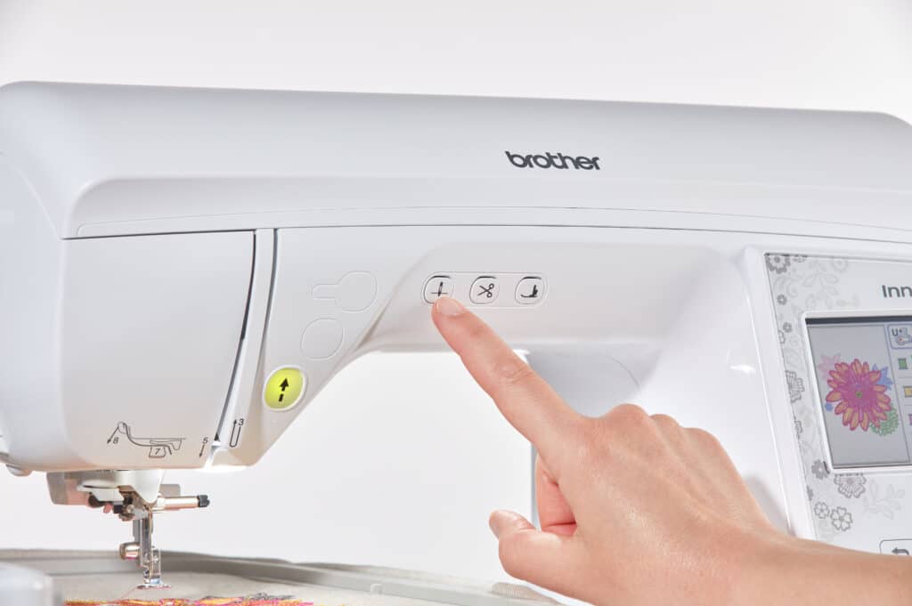 Brother Innov-is 880E • Sewing Machine World