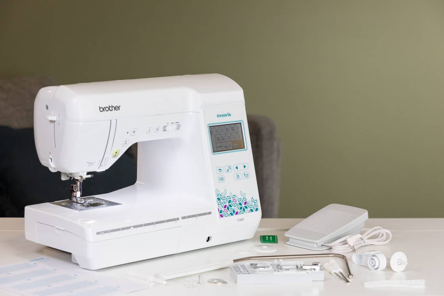 Brother Innov-is F560 Sewing Machine • Sewing Machine World